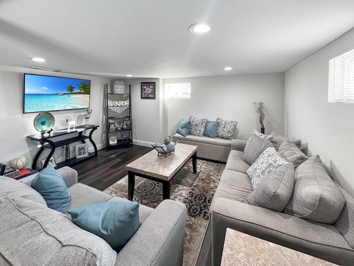 3 Br Ranch Overlooking The River - Tiverton, RI