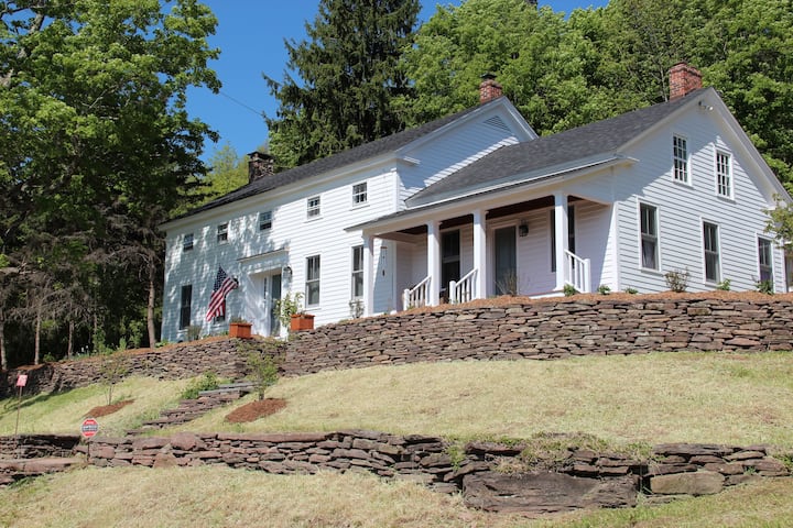 Views + Privacy Close To Skiing+wedding Venues - Roxbury, NY
