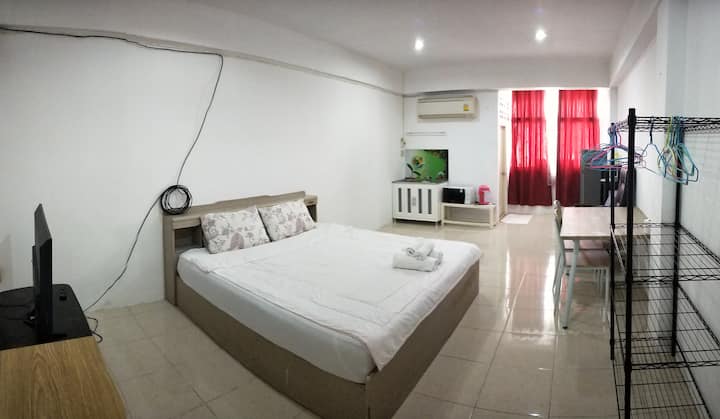 Ur Travel Simple Condo, 5 Mins To Bts Udomsuk - Thailand