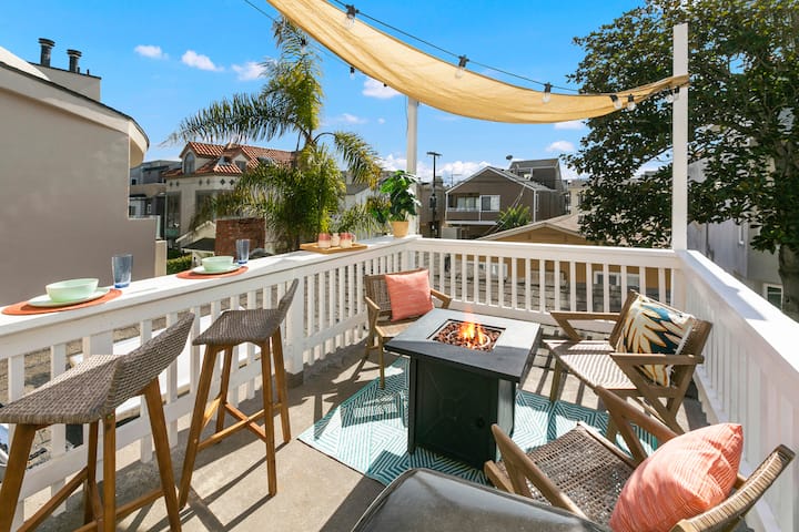 Right Between Bay & Beach Firepit, Patio, Parking - San Diego, CA