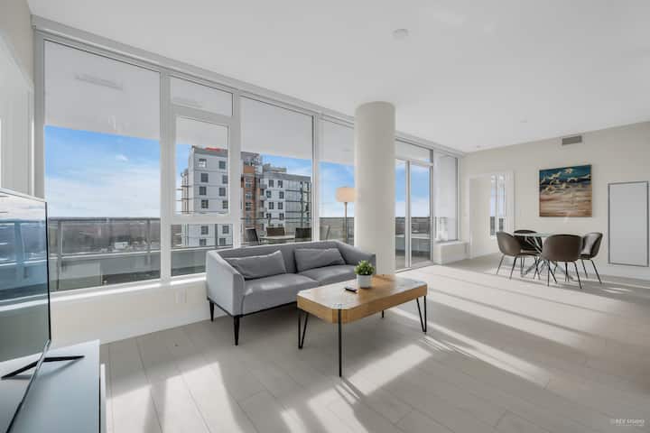 Spacious 3b+2b Condo/huge Balcony! - Vancouver
