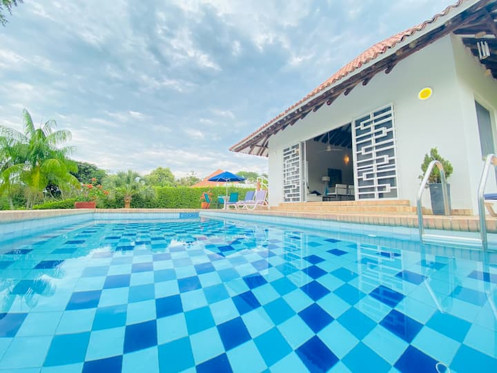 Sunrise House - Carmen Apicala