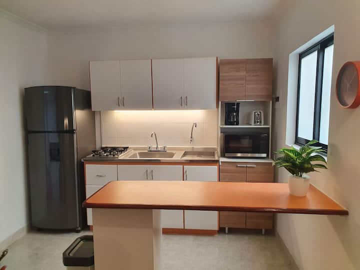 Apartamento Con Muy Buena Ubicación Cali. - Cali
