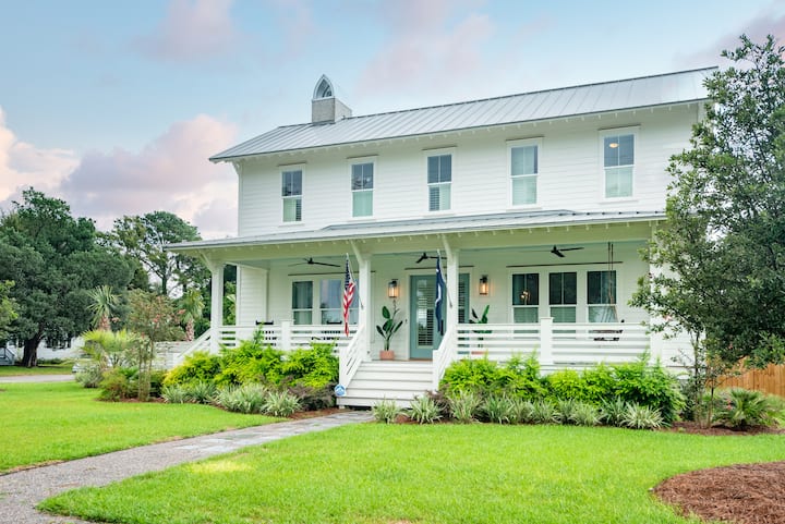 Beautiful Old Village Home - 마운트 플레즌트