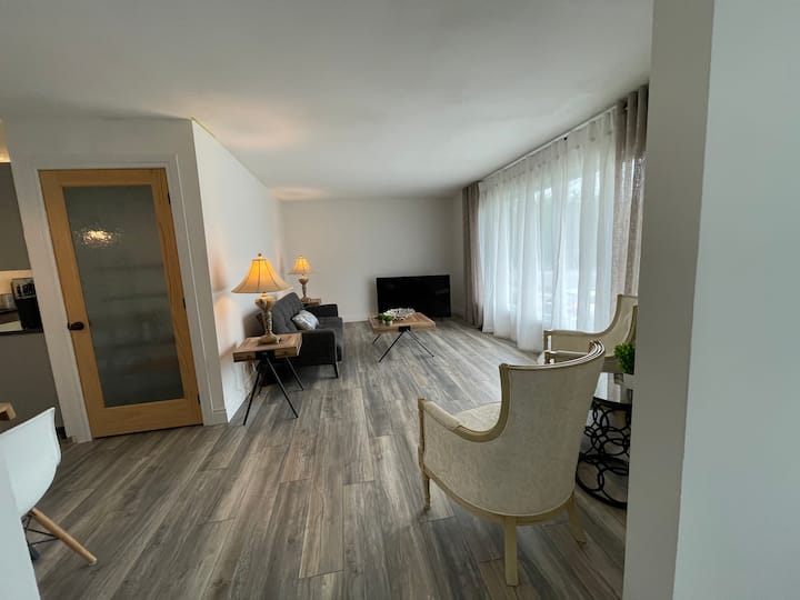 Your Stylish & Impeccable Oasis - Kingston