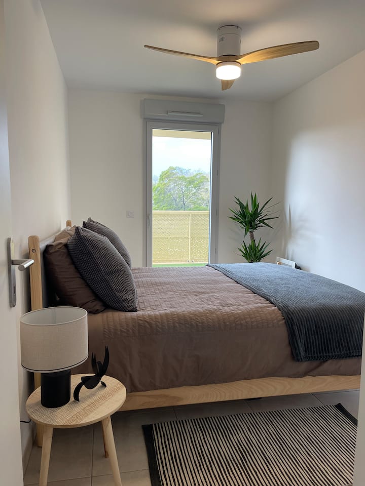 Très Beau T3 Neuf 74m, 4 éToiles, Plage Wifi Parkg - Bormes-les-Mimosas