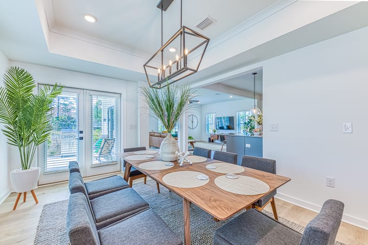 New, Dog Friendly, Coastal Oasis - Orange Beach, AL