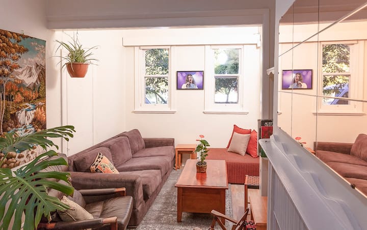Artisan Abode - Melbourne