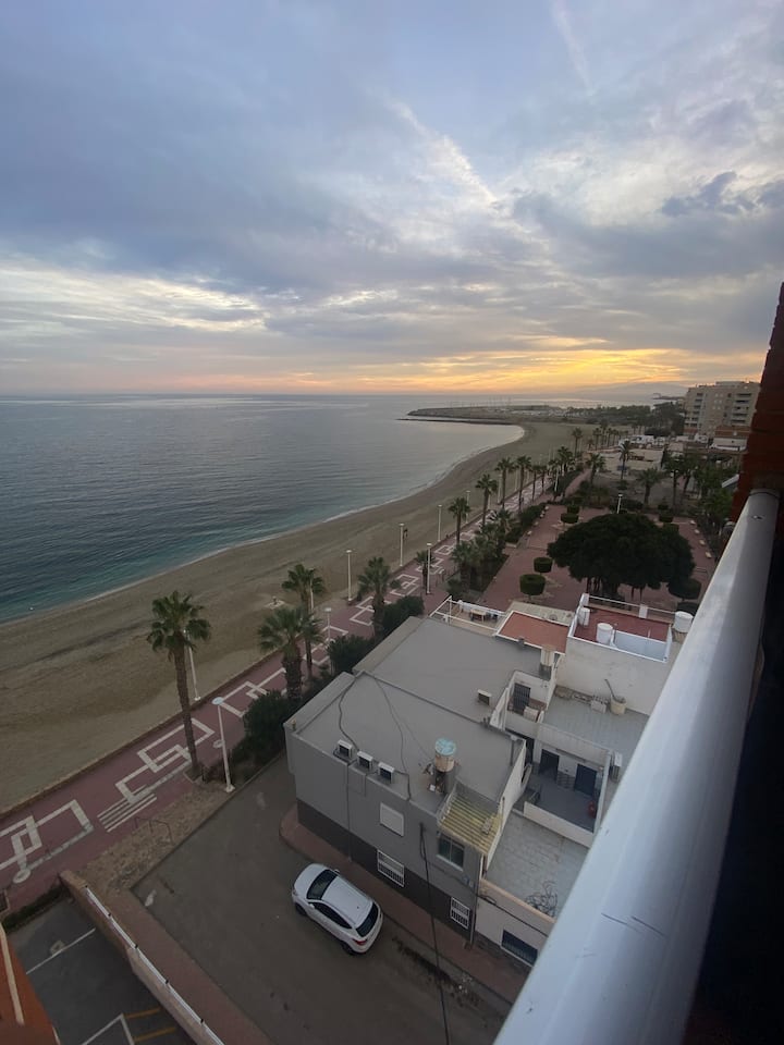 Balcon De Aguilas Espectacular Piso En 1 Linea - Águilas