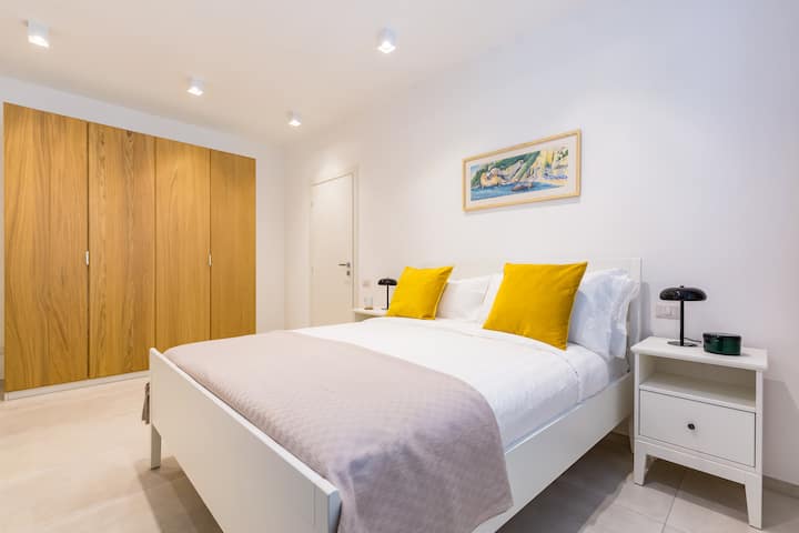 Mazzini1 Holiday House Central Station And Ferry - Salerne