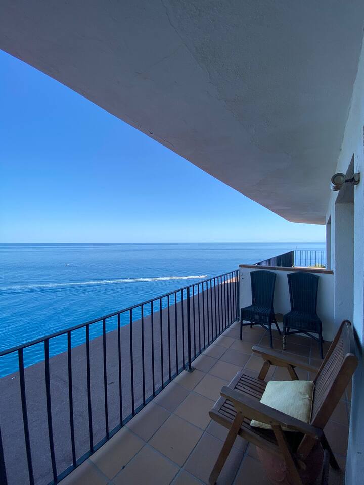 Fantástico Loft, Vista Al Mar 2 Adultos Y 2 Niños. - Tamariu