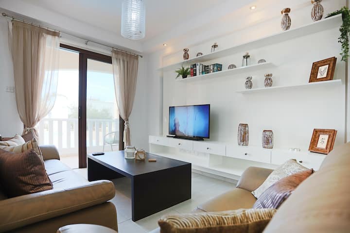 Estéa • Rest & Relaxation - 2 Bedroom Apt In Peyia - Пейя