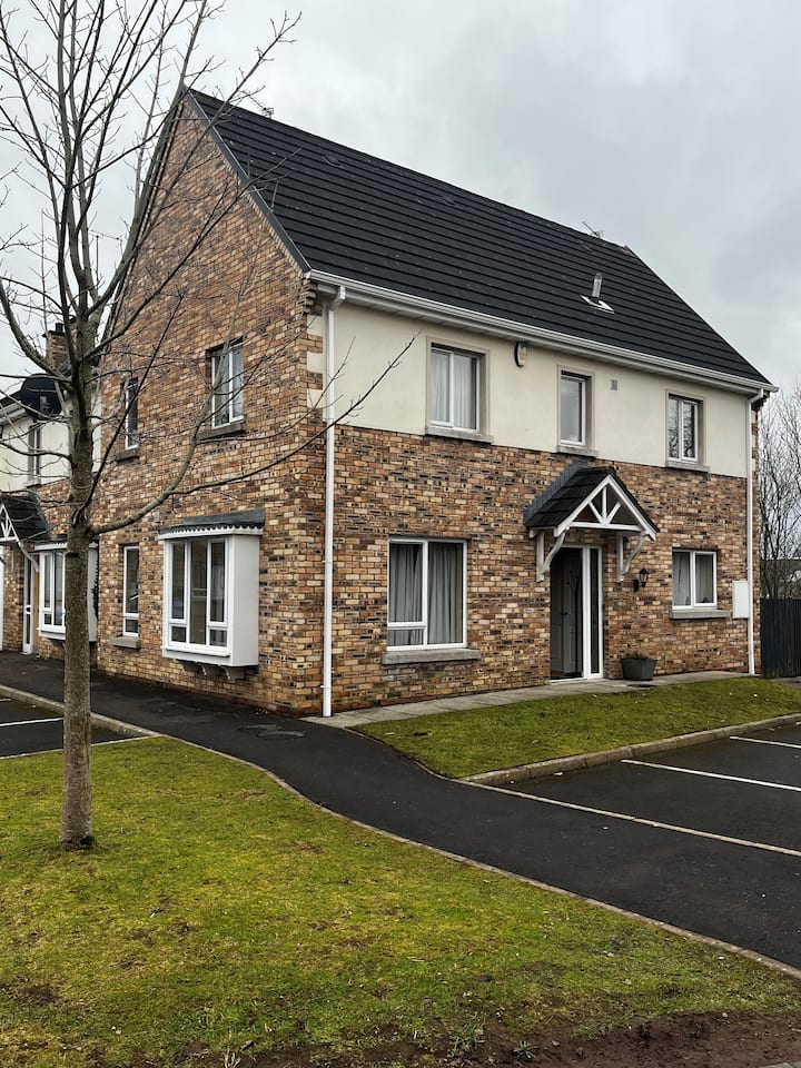 Enniskillen Town House - Enniskillen