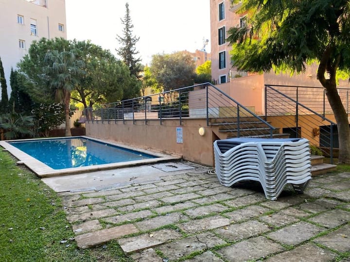 Acogedora Planta Baja En Palma - Palma