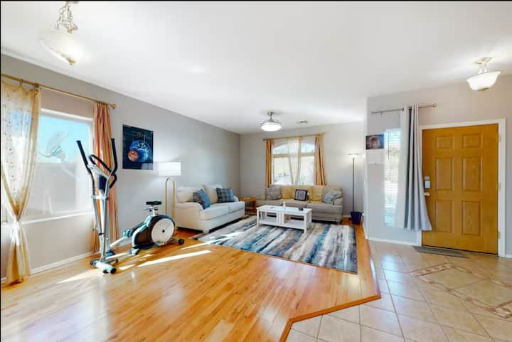 New! Amazing North Peoria Home W/spa Hiking Trail - Peoria, AZ