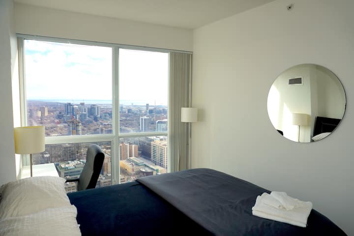 Sunrise & City Views - Downtown - Comfortable Stay - Toronto