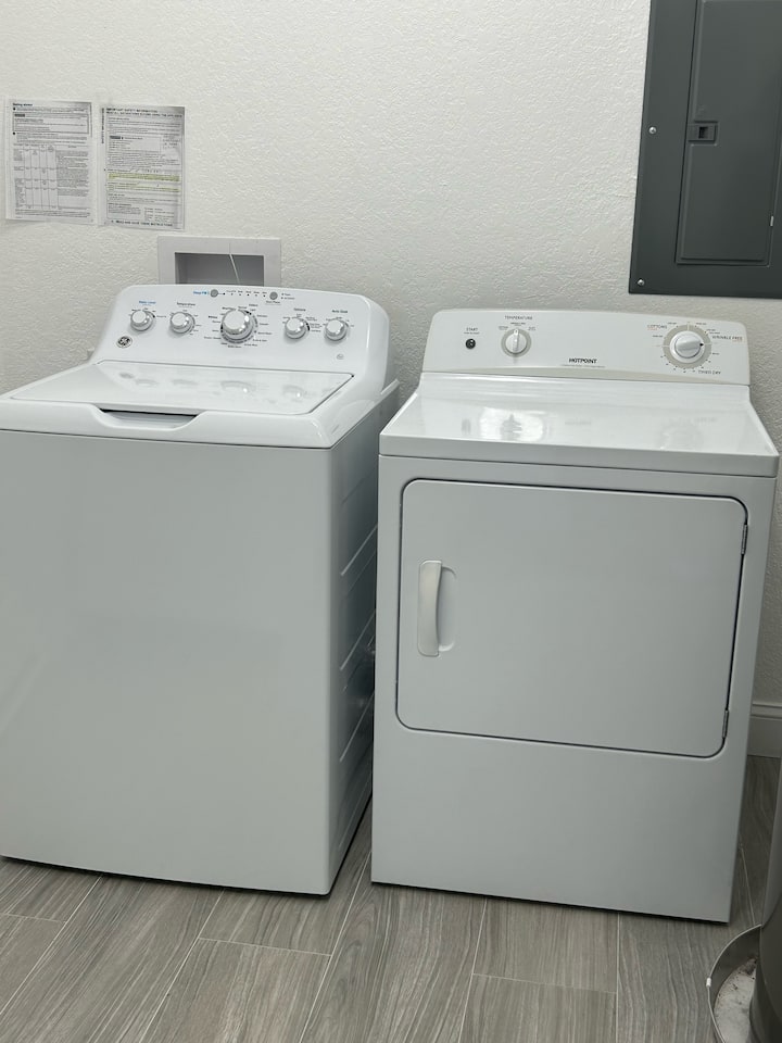 Beautiful & Well-maintained Rv Just Outside Tampa - Florida