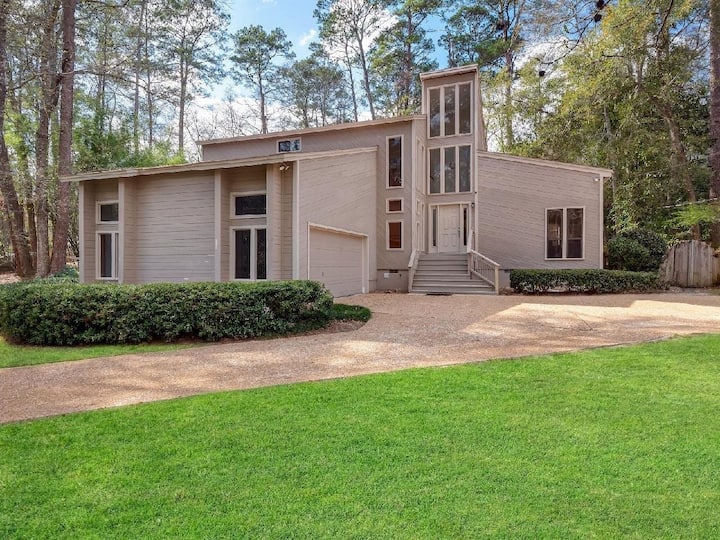 Palmer & Tally - Fenced In Yard W/pool - Tallahassee, FL