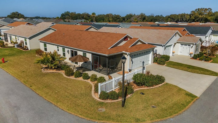 Patio Villa - Pet Friendly 2/2 Home (South Of 44) - Wildwood, FL