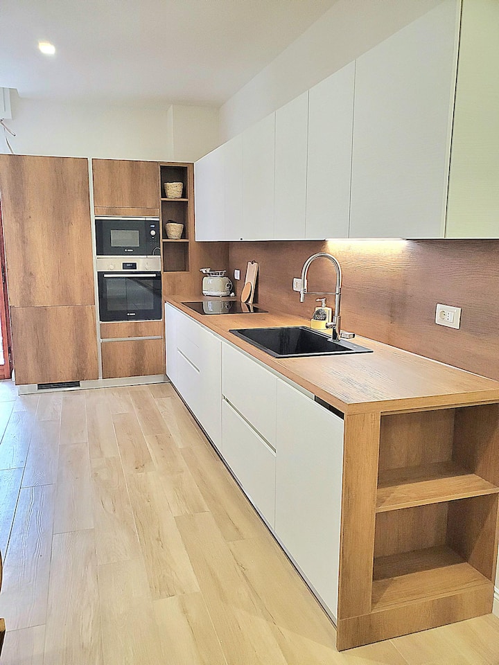 Luxury 3 Bedroom Condo - Livourne