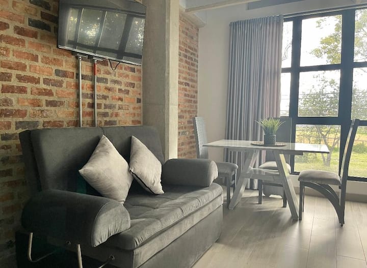 Precioso Loft Industrial Cerca A Embajada Ii-iii S - Bogotá