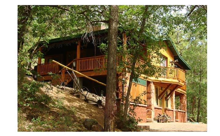 Rustic Cabin 5 In The Pines With Hot Tub! - Pinetop-Lakeside, AZ