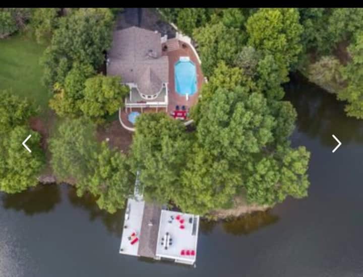 Hyco Lake Lake House Vacation Rentals - North Carolina, United States ...