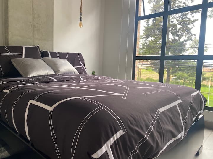 Moderno Loft Cerca Embajada Americana Yaeropuerto - Bogotà