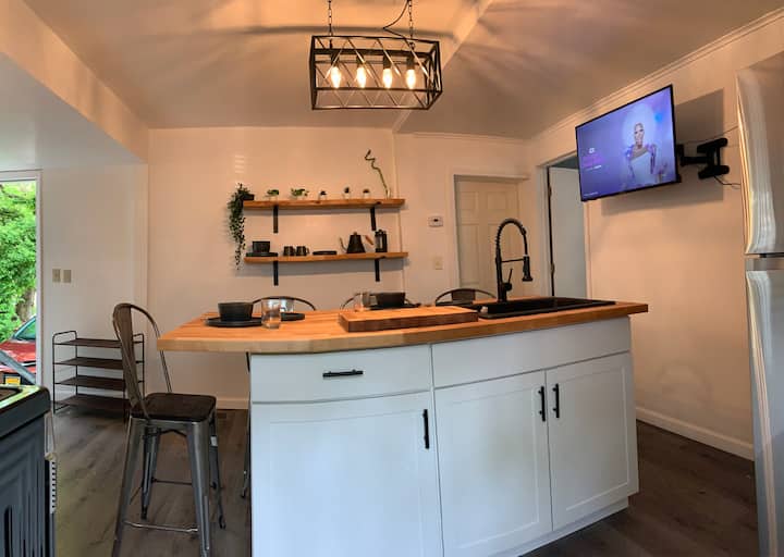 Studio, Butchers Block Island. Downtown Ithaca - Ithaca, NY