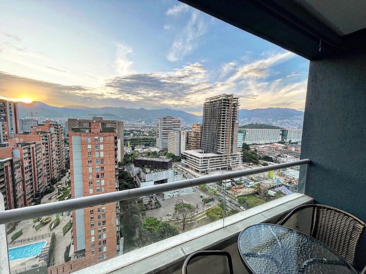 Exclusivo Apartamento En El Poblado/5 Mnt Provenza - Medellín