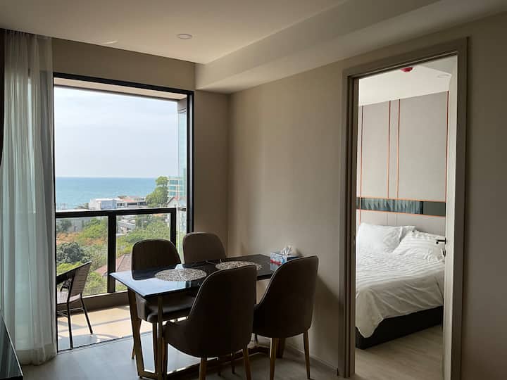 Panora 2-bedroom Apartment With Sea View - Pattaya City