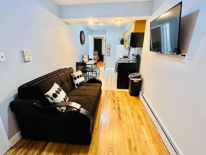 Cozy 2 Bed Heart Of Hoboken,nyc 10min - Hoboken, NJ