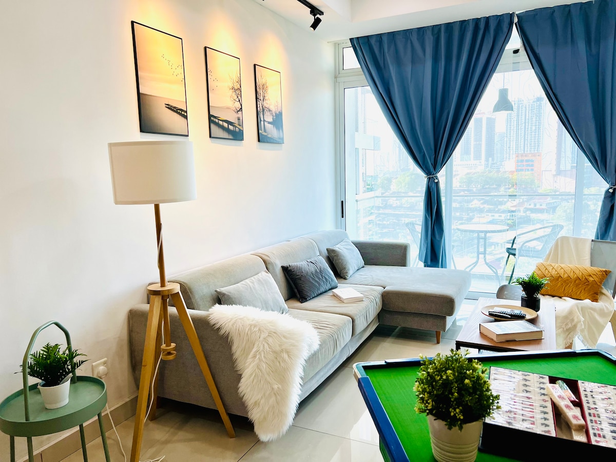 KSL Family Suites 3BR 65'TV 10-13pax - Apartments for Rent in Johor ...