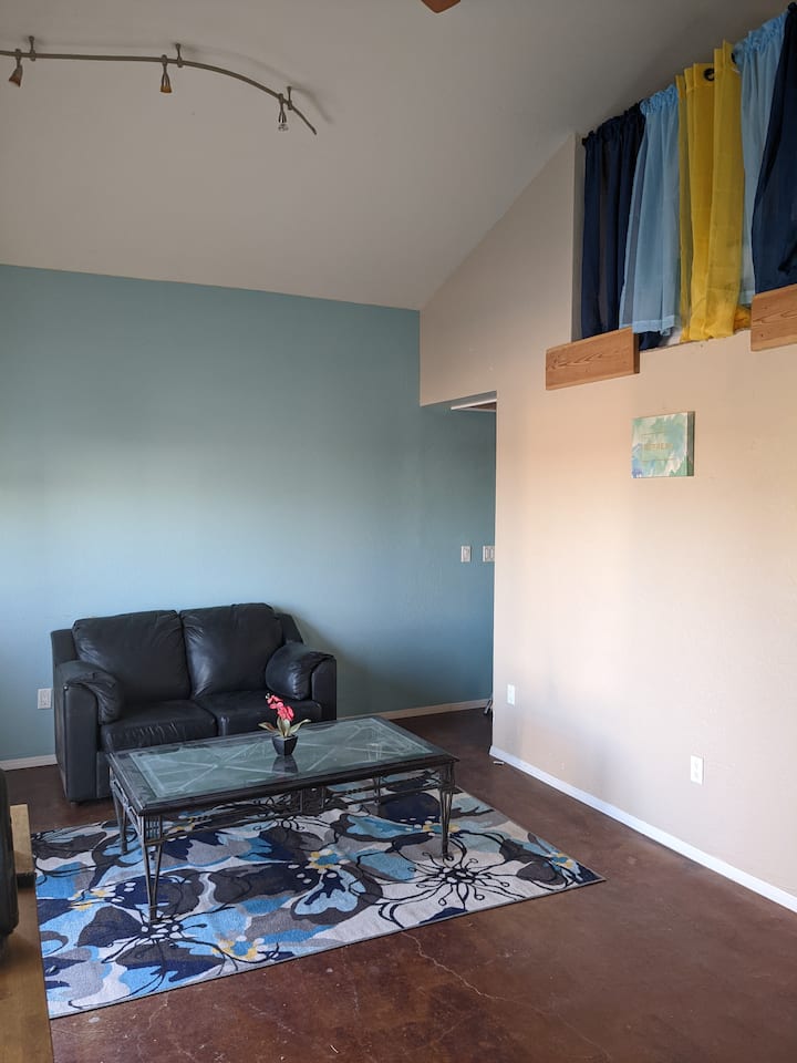 Scenic, Spacious & 420 Friendly - Casa Grande