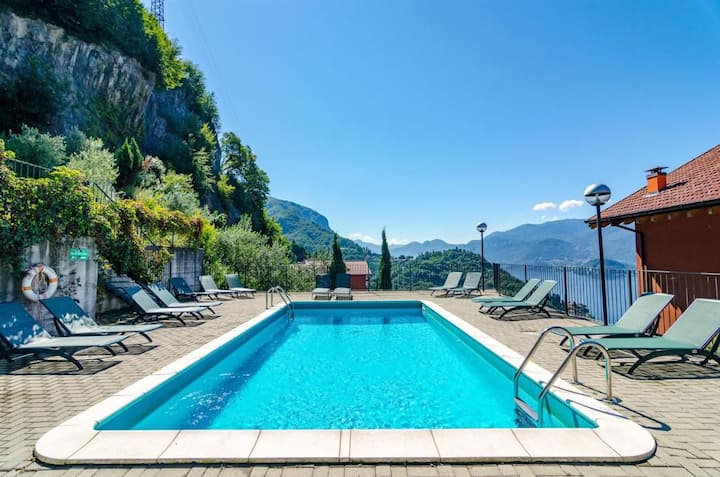 Stunning Sunset Over Varenna (Ac+pool) - Varenna