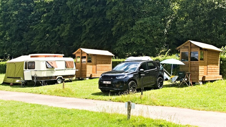 Emplacement éQuipé Kitchenette Et Salle D'eau - Florenville