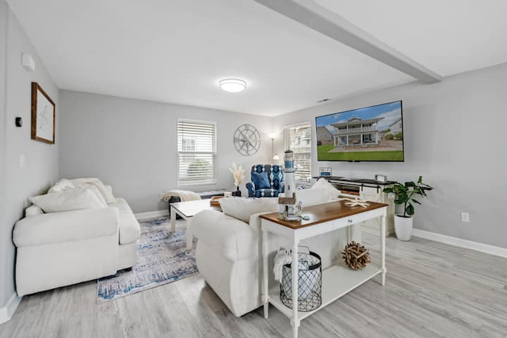 The Chesapeake St Retreat - Pet And Kid Friendly - Norfolk, VA
