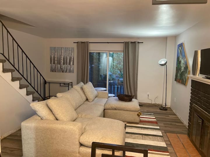 3 Bed House Minutes To Nova Bbq - Sarnia