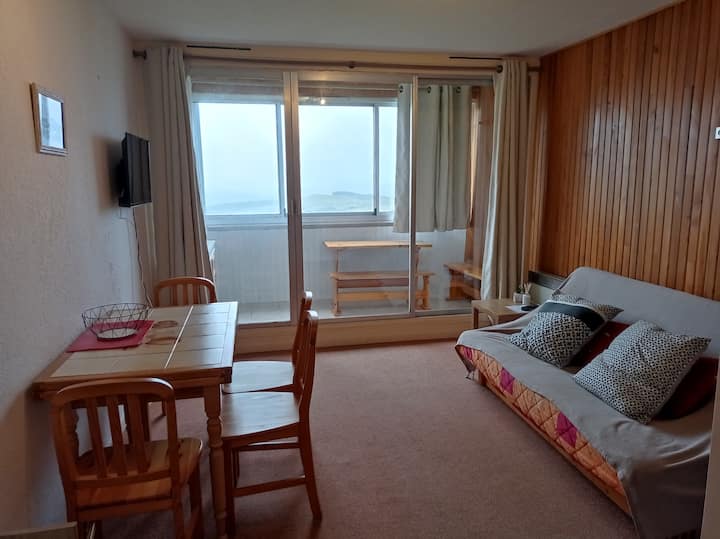 Appartement Avec Loggia - Lac Chambon