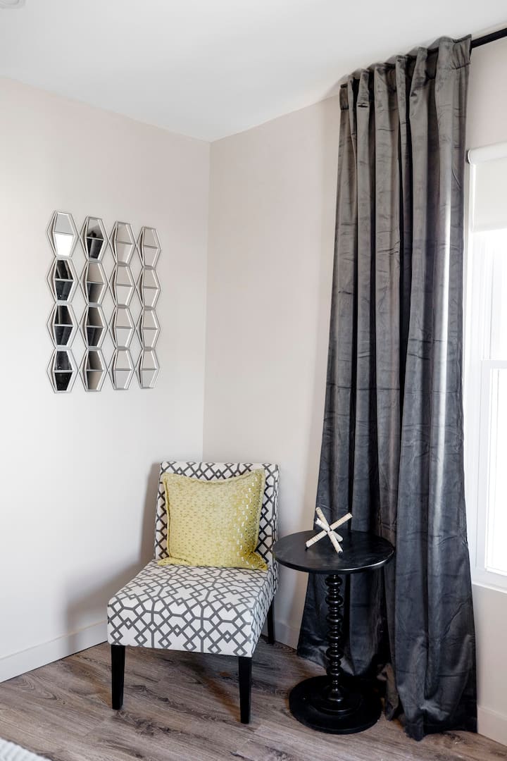 Luminous Studio: Vibrant Living Experience - Washington Heights, NY