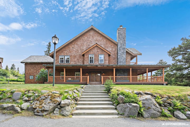 (P)tarmigan Roost: Luxury Mountain Lodge - Anchorage, AK