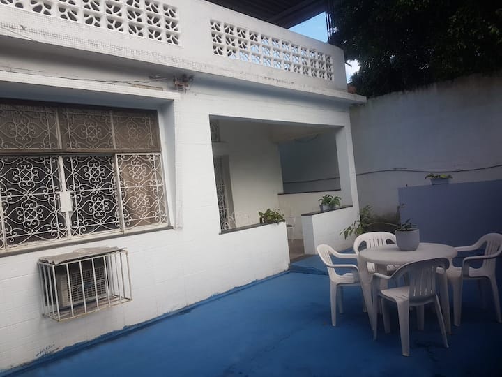 Casa Espaçosa Proximo A Shopping E Praia Da Barra - Rio de Janeiro