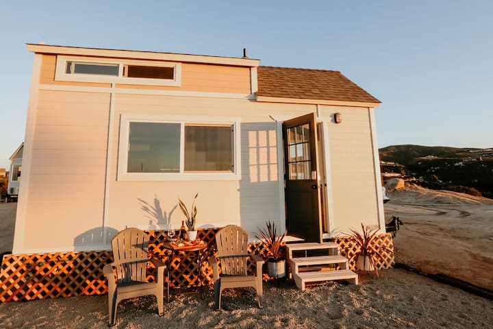 Tiny Home in Temecula Wine Country: Sunset View - Tiny houses for Rent ...