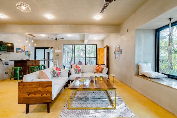 Private A/c Room In Charming Villa @Colombhouse - Goa