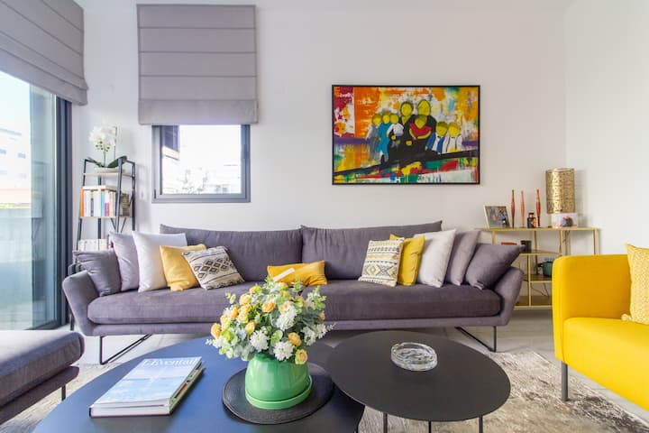 - New! 2 Bed/2 Bath W/ Baclony Geula Beach - Tel-Aviv