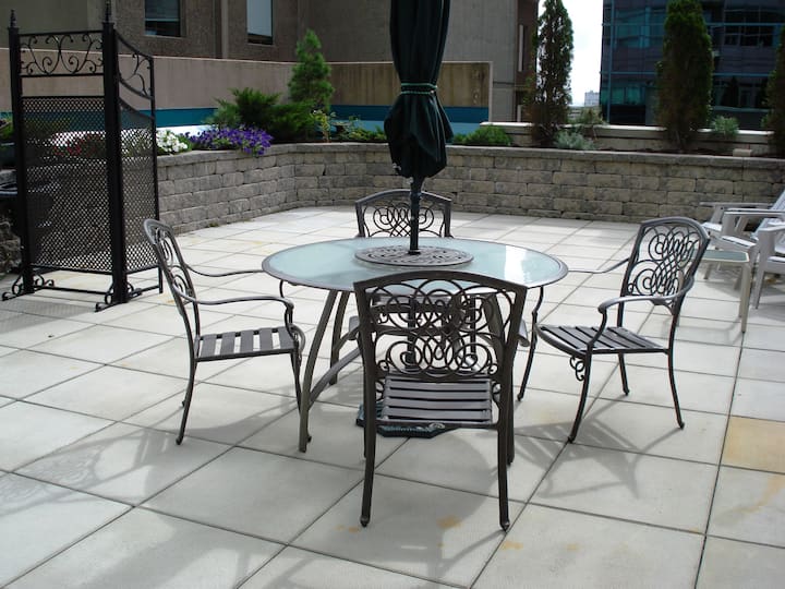 Patio Perfect Downtown Halifax - Halifax