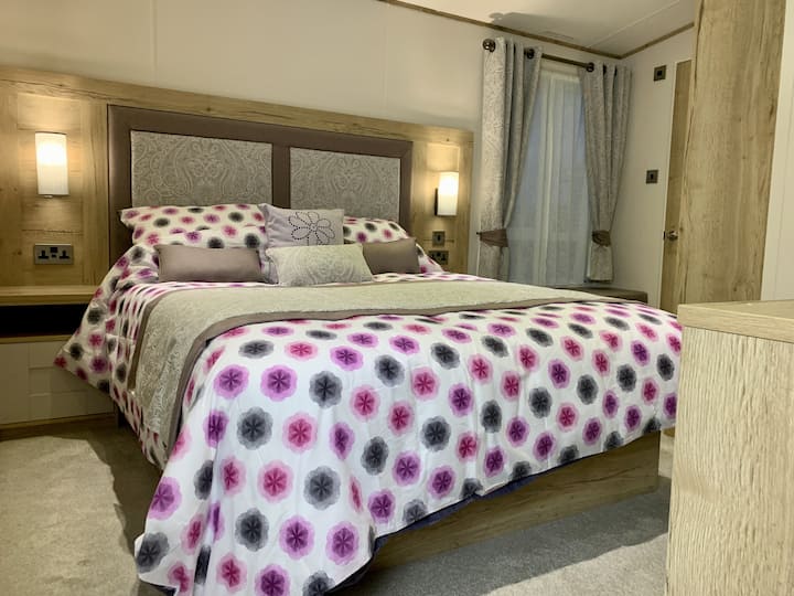 6 Berth, Pet Friendly Caravan, Lyons Winkups Towyn - Towyn
