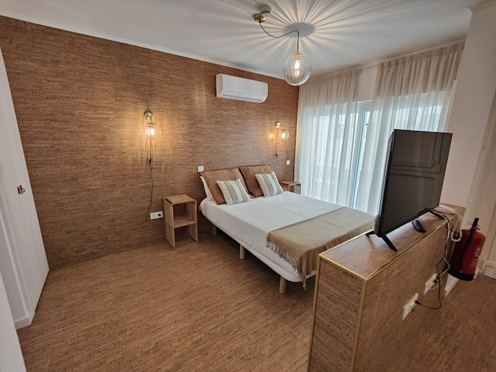 Corkoon Studio Disability Access - Vila Nova de Milfontes