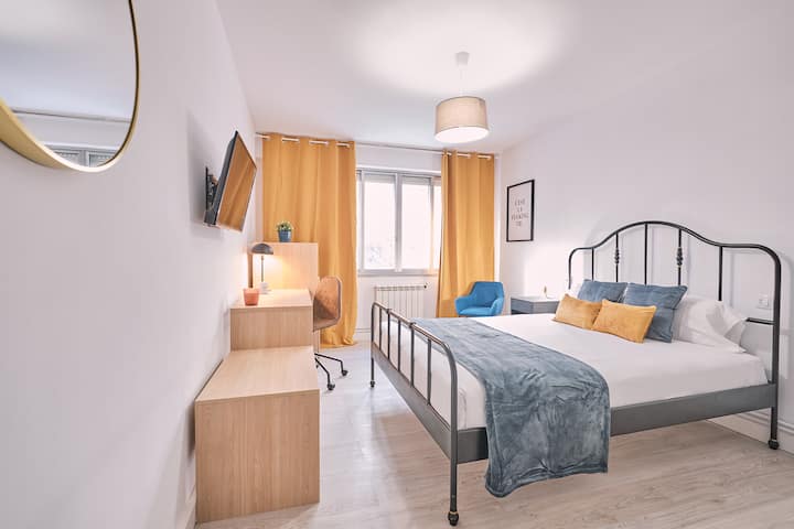 Habitación Doble Privada Con Baño - Santiago de Compostela