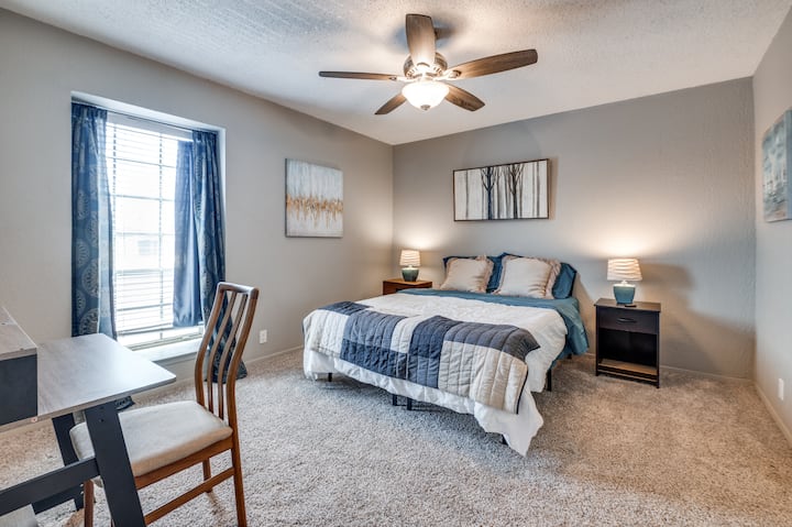 Walk To Parkland - Peaceful 2/2 F4 - Dallas, TX